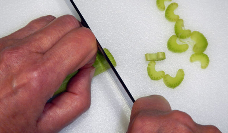 How to Use a Chef's Knife | UNL Food | Nebraska